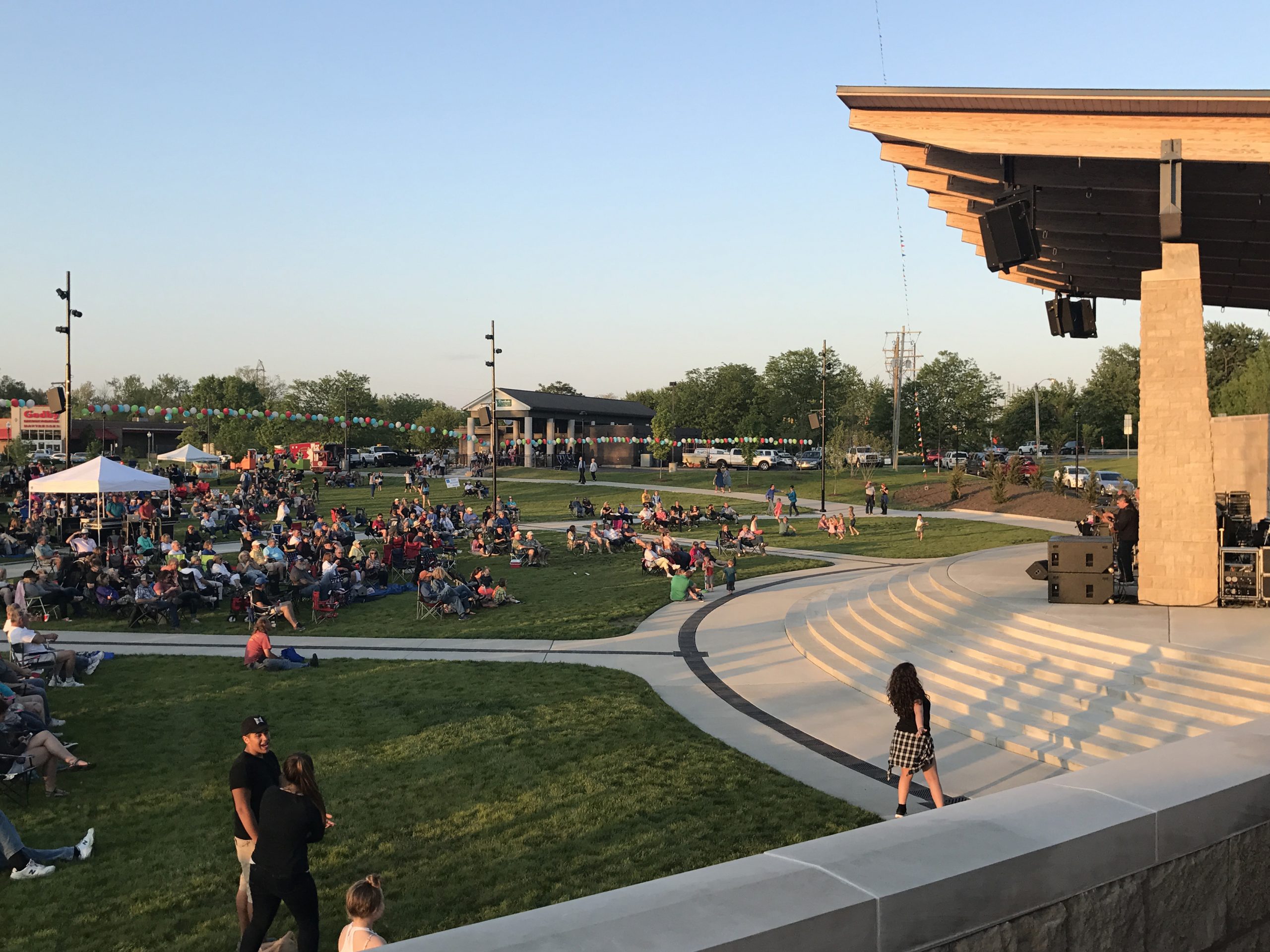 Federal Hill Commons - Discover White River