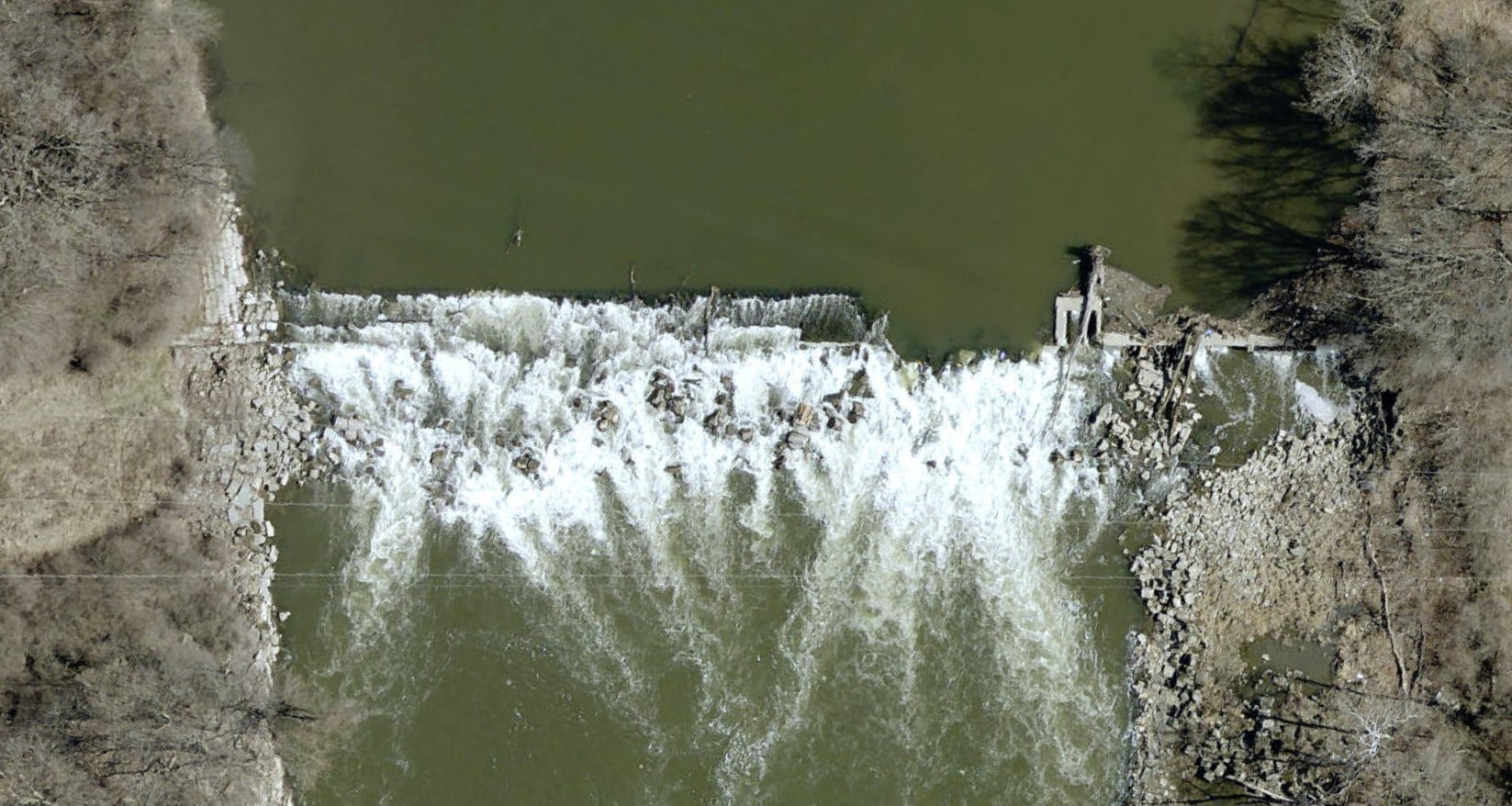 Harding Street Dam - Discover White River